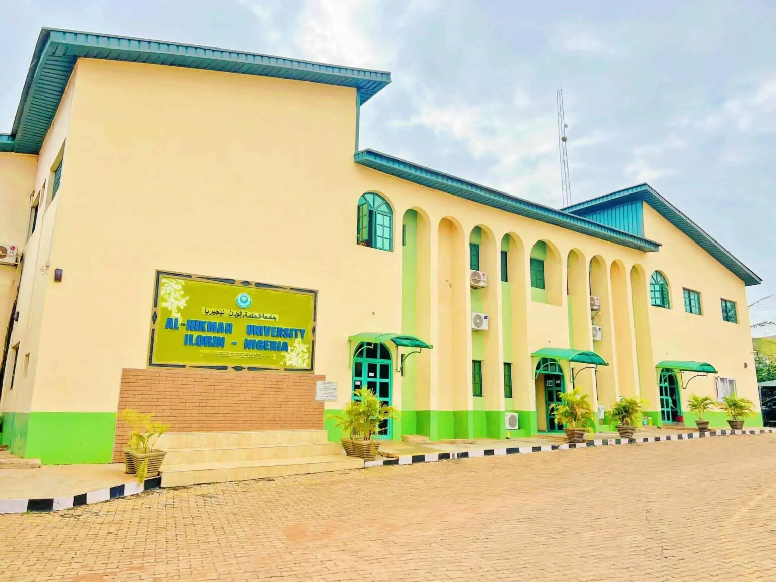 Iconic Open University Opens 2025 Admission Portal — Apply Now! - Examkits